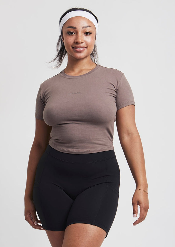 JLUXE - Activewear for Everybody.